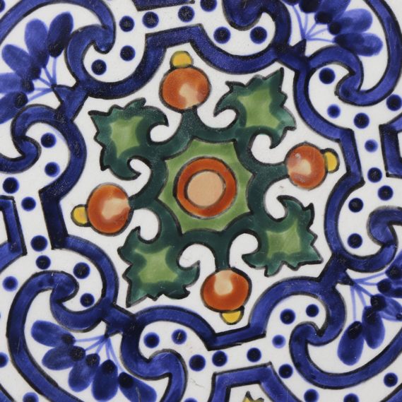 Cerámica de Antigua Guatemala - Topis Ceramica - Oporto Tile Collection